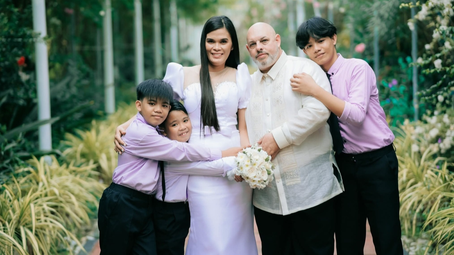 GiveSendGo | Reunite Love Cross Borders Now!